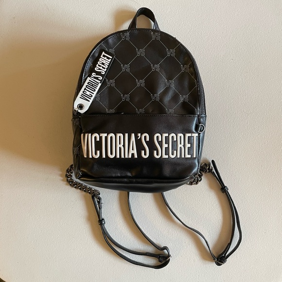 Victoria's Secret | Bags | Victorias Secret Black White Monogram Logo ...